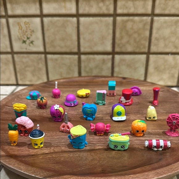 Toys | 25 Shopkins Mini Toys Dolls Fruit Food Clothing Miniature ...